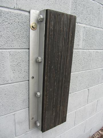 R027 Dock Bumper (900 x 250 x 100 mm) — Rubber.co.uk